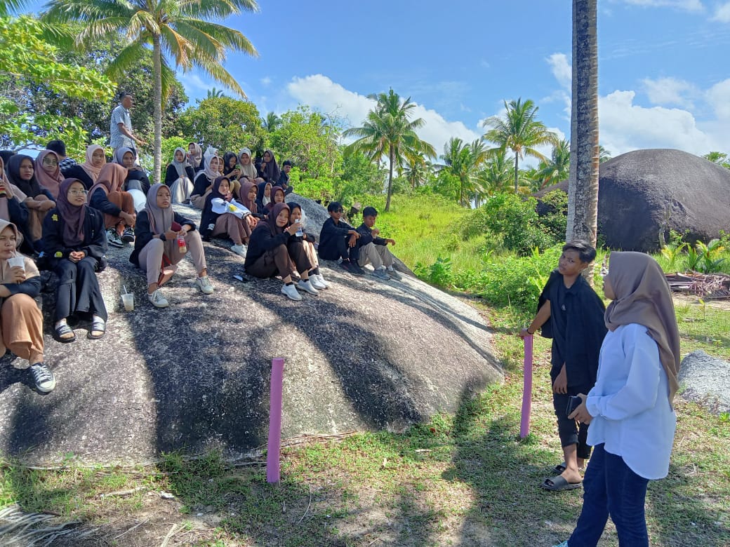 Peserta Jambore Anak Natuna Kunjungi Geosite Batu Kasah – GEOPARK NATUNA